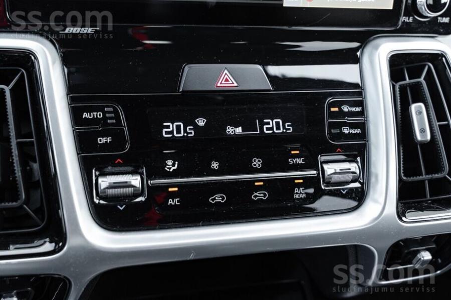 Kia Sorento 2021 Rīga, ar dzinēja tilpumu 2.20 L un nobraukumu 144 tūkst. km par 26900 €, foto 20 vietnē AUTOMOTO.COM.LV