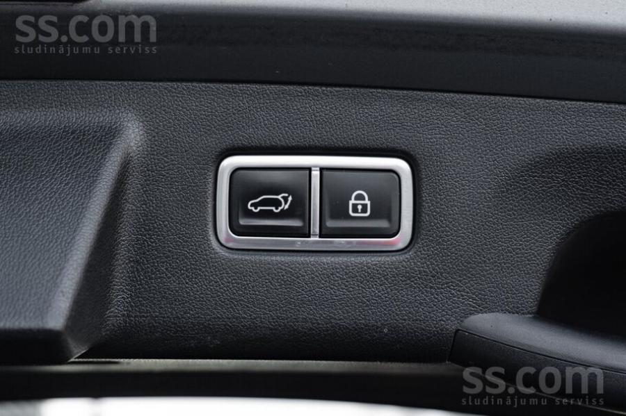 Kia Sorento 2021 Rīga, ar dzinēja tilpumu 2.20 L un nobraukumu 144 tūkst. km par 26900 €, foto 28 vietnē AUTOMOTO.COM.LV