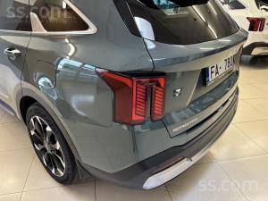 Kia Sorento 2026 Rīga, ar dzinēja tilpumu 2.20 L un nobraukumu 18 tūkst. km par 54900 €, foto 8 vietnē AUTOMOTO.COM.LV