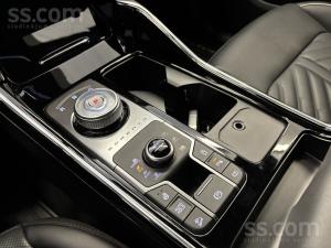 Kia Sorento 2026 Rīga, ar dzinēja tilpumu 2.20 L un nobraukumu 18 tūkst. km par 54900 €, foto 24 vietnē AUTOMOTO.COM.LV