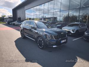 Kia Sorento 2026 Tallina, ar dzinēja tilpumu 2.20 L un nobraukumu 8 tūkst. km par 61800 €, foto  vietnē AUTOMOTO.COM.LV