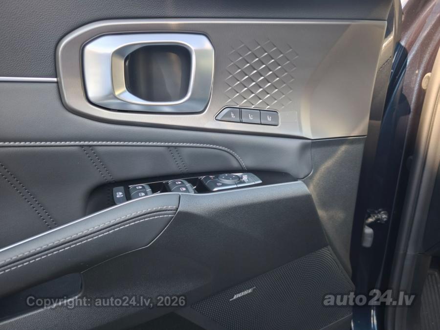 Kia Sorento 2026 Tallina, ar dzinēja tilpumu 2.20 L un nobraukumu 8 tūkst. km par 61800 €, foto 11 vietnē AUTOMOTO.COM.LV