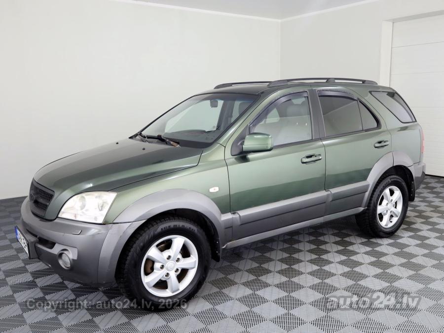 Zaļš Kia Sorento 2004 Tallina, ar dzinēja tilpumu 2.50 L un nobraukumu 298 tūkst. km par 2499 €, foto 3 vietnē AUTOMOTO.COM.LV