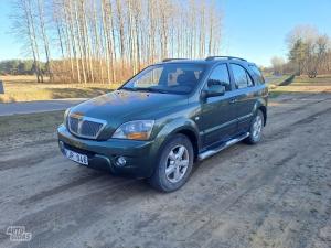 Zaļš Kia Sorento 2007 Klaipėda, ar dzinēja tilpumu 2.50 L un nobraukumu 209 tūkst. km par 2500 €, foto  vietnē AUTOMOTO.COM.LV