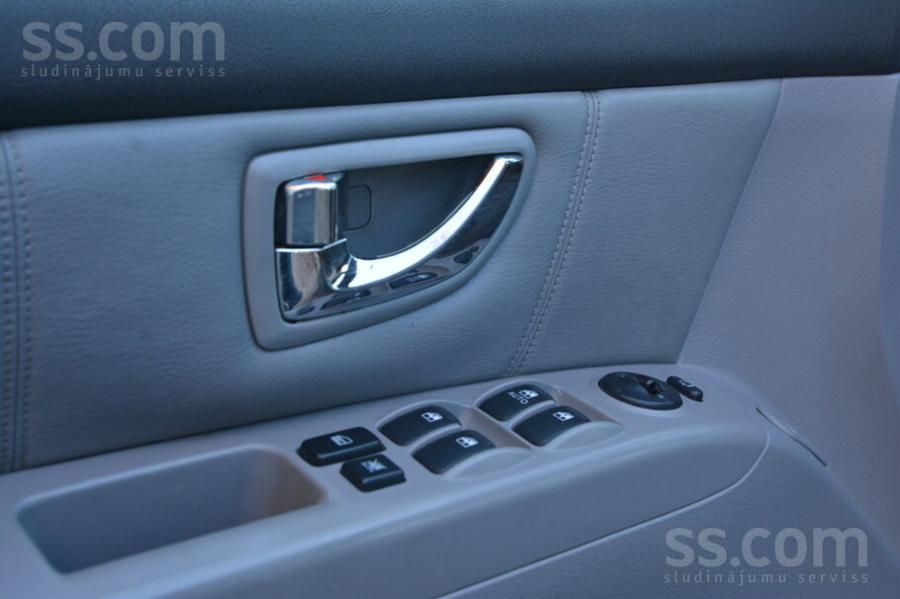 Zaļš Kia Sorento 2007 Rīga, ar dzinēja tilpumu 2.50 L un nobraukumu 205 tūkst. km par 2900 €, foto 18 vietnē AUTOMOTO.COM.LV