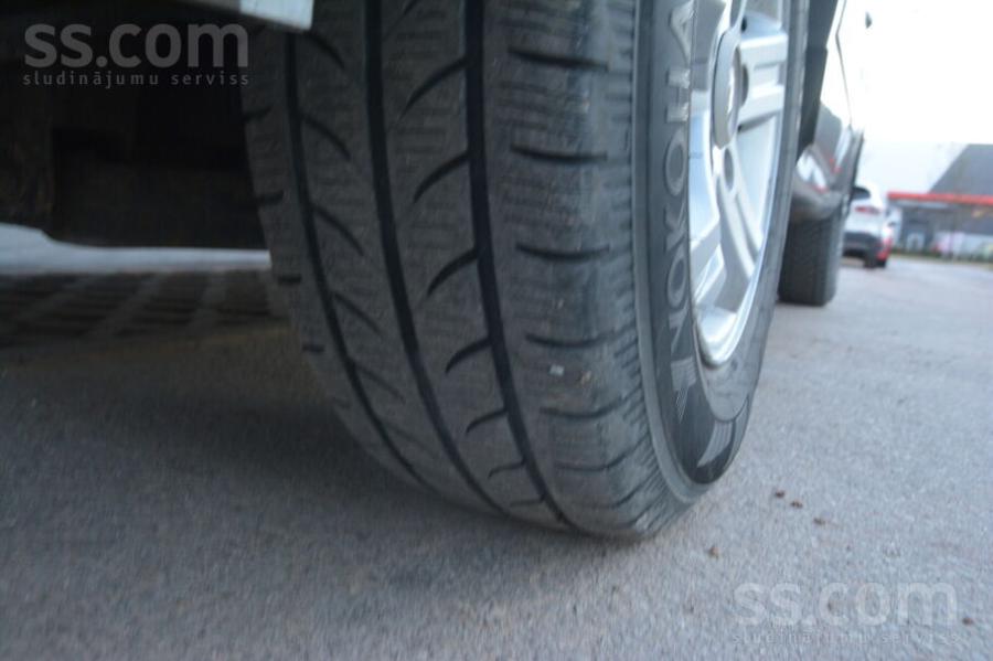 Zaļš Kia Sorento 2007 Rīga, ar dzinēja tilpumu 2.50 L un nobraukumu 205 tūkst. km par 2900 €, foto 27 vietnē AUTOMOTO.COM.LV