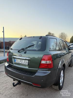 Green Kia Sorento 2009 in Prienai, with an engine capacity of 2.50 L and mileage of 269 thousand km for 3400 €, photo 11 on AUTOMOTO.COM.LV