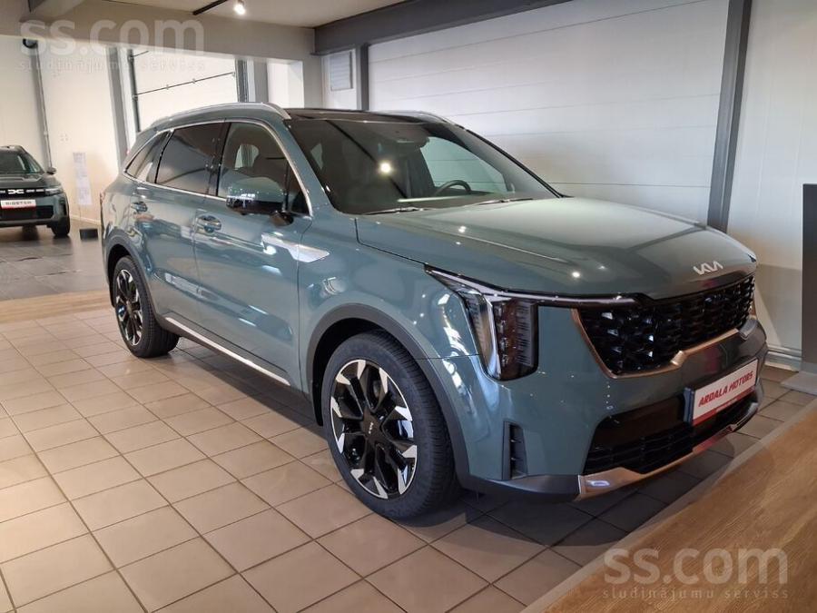 Zaļš Kia Sorento 2026 Liepāja, ar dzinēja tilpumu 2.20 L un nobraukumu 0 tūkst. km par 59770 €, foto 1 vietnē AUTOMOTO.COM.LV