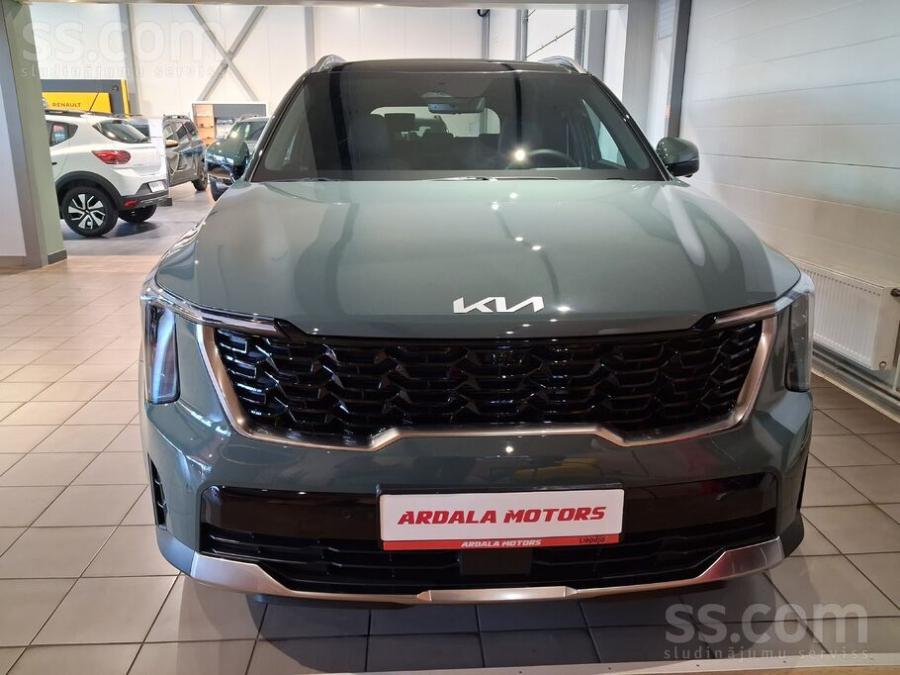 Zaļš Kia Sorento 2026 Liepāja, ar dzinēja tilpumu 2.20 L un nobraukumu 0 tūkst. km par 59770 €, foto 2 vietnē AUTOMOTO.COM.LV