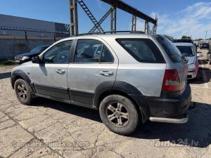 Pelēks Kia Sorento 2003 Tallina, ar dzinēja tilpumu 2.50 L un nobraukumu 398 tūkst. km par 999 €, foto 5 vietnē AUTOMOTO.COM.LV