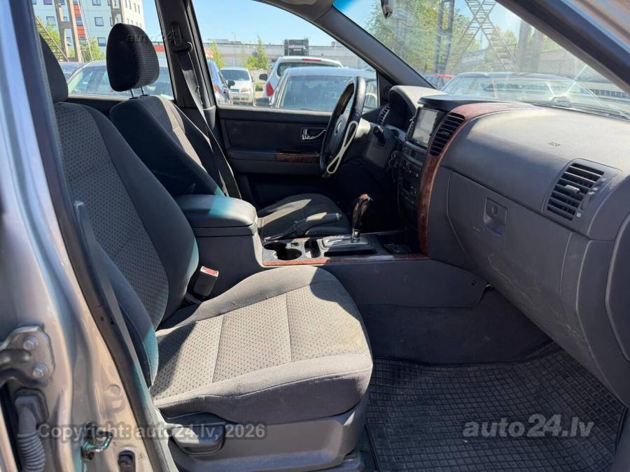 Pelēks Kia Sorento 2003 Tallina, ar dzinēja tilpumu 2.50 L un nobraukumu 398 tūkst. km par 999 €, foto 7 vietnē AUTOMOTO.COM.LV