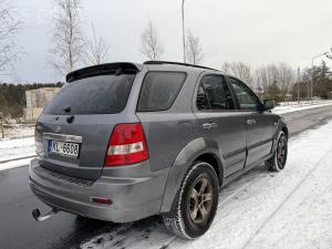 Pelēks Kia Sorento 2004 Daugavpils, ar dzinēja tilpumu 2.40 L un nobraukumu 292 tūkst. km par 1950 €, foto 3 vietnē AUTOMOTO.COM.LV