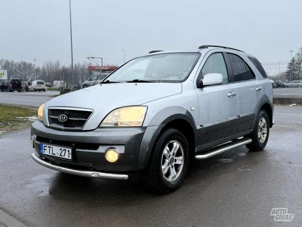 Pelēks Kia Sorento 2004 Šilutė, ar dzinēja tilpumu 3.50 L un nobraukumu 220 tūkst. km par 2450 €, foto 1 vietnē AUTOMOTO.COM.LV