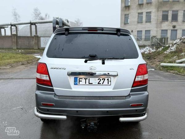 Pelēks Kia Sorento 2004 Šilutė, ar dzinēja tilpumu 3.50 L un nobraukumu 220 tūkst. km par 2450 €, foto 5 vietnē AUTOMOTO.COM.LV