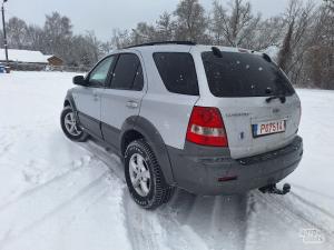 Pelēks Kia Sorento 2004 Prienai, ar dzinēja tilpumu 2.50 L un nobraukumu 300 tūkst. km par 2350 €, foto 2 vietnē AUTOMOTO.COM.LV
