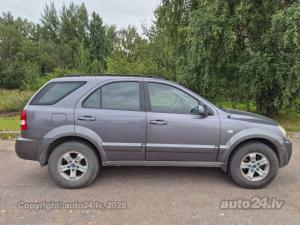 Серый Киа Соренто 2004 в Таллин, объемом двигателя 2.50 л и пробегом 182 тыс. км за 1999 €, фото 6 на AUTOMOTO.COM.LV