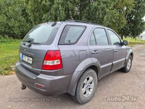 Серый Киа Соренто 2004 в Таллин, объемом двигателя 2.50 л и пробегом 182 тыс. км за 1999 €, фото 7 на AUTOMOTO.COM.LV