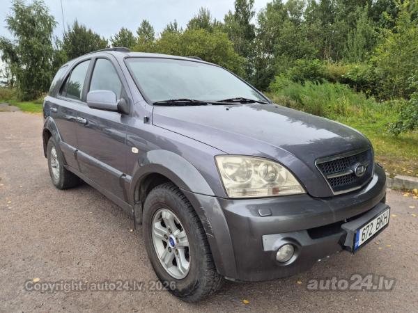 Grey Kia Sorento 2004 in Tallinn, with an engine capacity of 2.50 L and mileage of 182 thousand km for 1999 €, photo 4 on AUTOMOTO.COM.LV