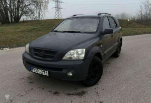 Pelēks Kia Sorento 2005 Viļņa, ar dzinēja tilpumu 2.49 L un nobraukumu 280 tūkst. km par 950 €, foto  vietnē AUTOMOTO.COM.LV