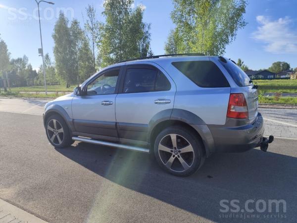 Серый Киа Соренто 2005 в Елгава, объемом двигателя 2.50 л и пробегом 259 тыс. км за 2350 €, фото 5 на AUTOMOTO.COM.LV