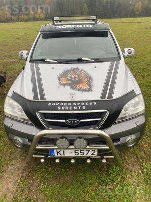 Pelēks Kia Sorento 2005 Saldus, ar dzinēja tilpumu 2.50 L un nobraukumu 243 tūkst. km par 3000 €, foto  vietnē AUTOMOTO.COM.LV