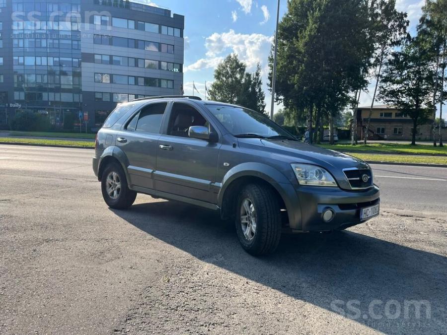 Серый Киа Соренто 2005 в Рига, объемом двигателя 2.50 л и пробегом 265 тыс. км за 1500 €, фото 3 на AUTOMOTO.COM.LV