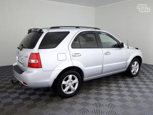 Pelēks Kia Sorento 2006 Tallina, ar dzinēja tilpumu 2.50 L un nobraukumu 244 tūkst. km par 2799 €, foto 3 vietnē AUTOMOTO.COM.LV