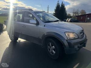 Pelēks Kia Sorento 2006 Kauņa, ar dzinēja tilpumu 2.50 L un nobraukumu 200 tūkst. km par 2000 €, foto 3 vietnē AUTOMOTO.COM.LV