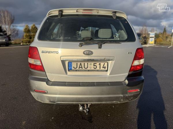 Pelēks Kia Sorento 2006 Kauņa, ar dzinēja tilpumu 2.50 L un nobraukumu 200 tūkst. km par 2000 €, foto 6 vietnē AUTOMOTO.COM.LV