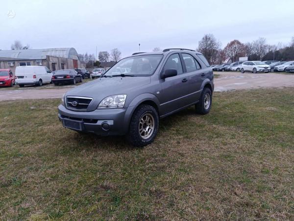Pelēks Kia Sorento 2006 Šilutė, ar dzinēja tilpumu 2.50 L un nobraukumu 26 tūkst. km par 2700 €, foto 1 vietnē AUTOMOTO.COM.LV