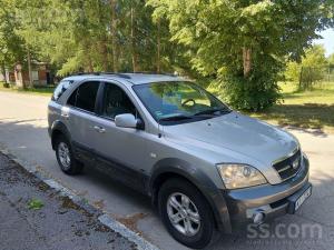 Grey Kia Sorento 2006 in Kuldiga, with an engine capacity of 2.50 L and mileage of 381 thousand km for 2800 €, photo  on AUTOMOTO.COM.LV