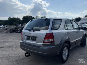 Grey Kia Sorento 2006 in Prienai, with an engine capacity of 2.50 L and mileage of 270 thousand km for 2400 €, photo 11 on AUTOMOTO.COM.LV