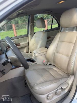 Grey Kia Sorento 2006 in Prienai, with an engine capacity of 2.50 L and mileage of 270 thousand km for 2400 €, photo 24 on AUTOMOTO.COM.LV