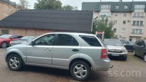 Grey Kia Sorento 2006 in Daugavpils, with an engine capacity of 2.50 L and mileage of 0 thousand km for 3000 €, photo 9 on AUTOMOTO.COM.LV