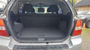 Grey Kia Sorento 2006 in Daugavpils, with an engine capacity of 2.50 L and mileage of 0 thousand km for 3000 €, photo 19 on AUTOMOTO.COM.LV