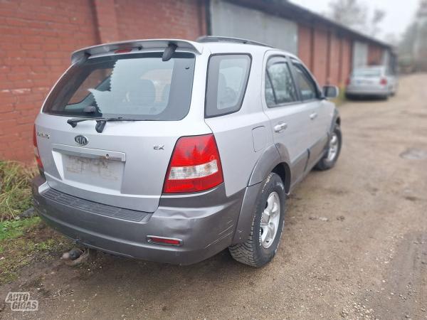 Pelēks Kia Sorento 2007 Prienai, ar dzinēja tilpumu 2.50 L un nobraukumu 267 tūkst. km par 2550 €, foto 4 vietnē AUTOMOTO.COM.LV