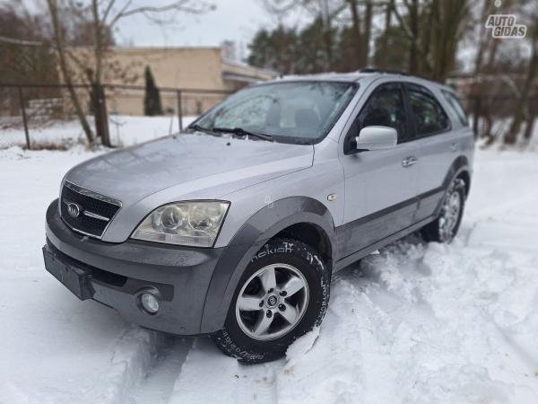 Pelēks Kia Sorento 2007 Prienai, ar dzinēja tilpumu 2.50 L un nobraukumu 266 tūkst. km par 2250 €, foto 4 vietnē AUTOMOTO.COM.LV