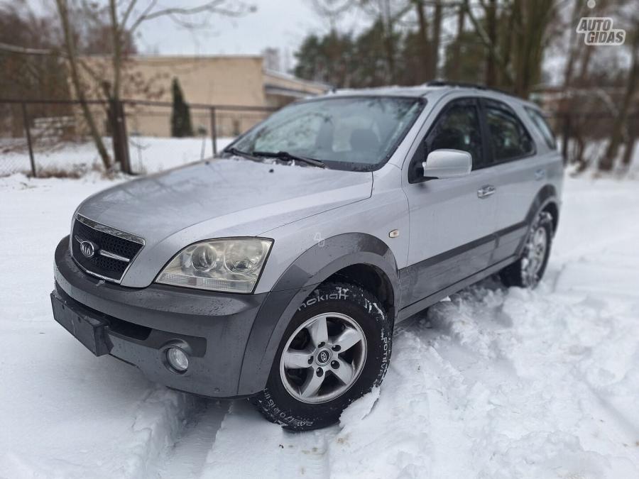 Pelēks Kia Sorento 2007 Prienai, ar dzinēja tilpumu 2.50 L un nobraukumu 266 tūkst. km par 2250 €, foto 4 vietnē AUTOMOTO.COM.LV