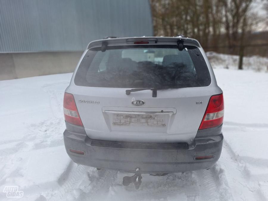 Pelēks Kia Sorento 2007 Prienai, ar dzinēja tilpumu 2.50 L un nobraukumu 266 tūkst. km par 2250 €, foto 5 vietnē AUTOMOTO.COM.LV