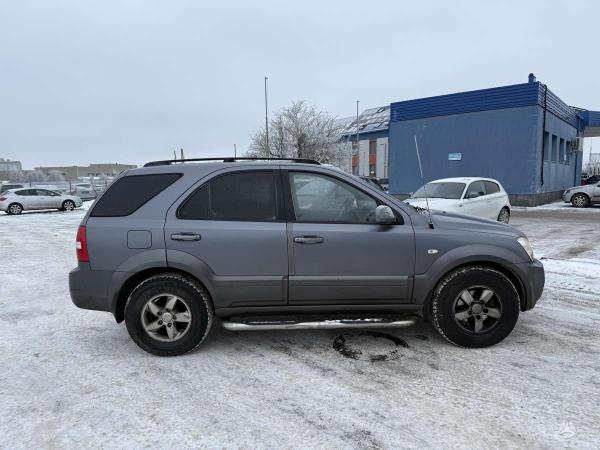 Серый Киа Соренто 2007 в Мариямполе, объемом двигателя 2.50 л и пробегом 220 тыс. км за 2950 €, фото 5 на AUTOMOTO.COM.LV