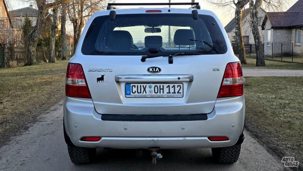 Pelēks Kia Sorento 2007 Marijampole, ar dzinēja tilpumu 2.50 L un nobraukumu 251 tūkst. km par 2999 €, foto 10 vietnē AUTOMOTO.COM.LV