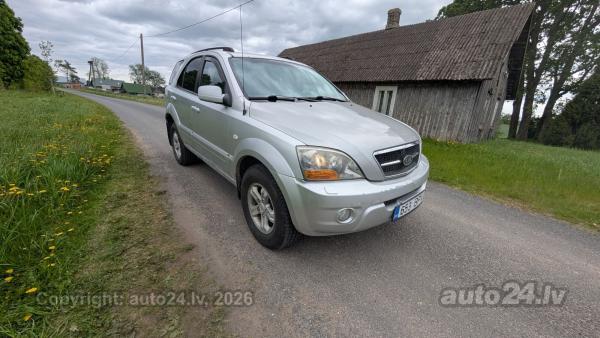Pelēks Kia Sorento 2007 Jegeva, ar dzinēja tilpumu 2.50 L un nobraukumu 0 tūkst. km par 1250 €, foto 3 vietnē AUTOMOTO.COM.LV