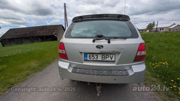Pelēks Kia Sorento 2007 Jegeva, ar dzinēja tilpumu 2.50 L un nobraukumu 0 tūkst. km par 1250 €, foto 5 vietnē AUTOMOTO.COM.LV