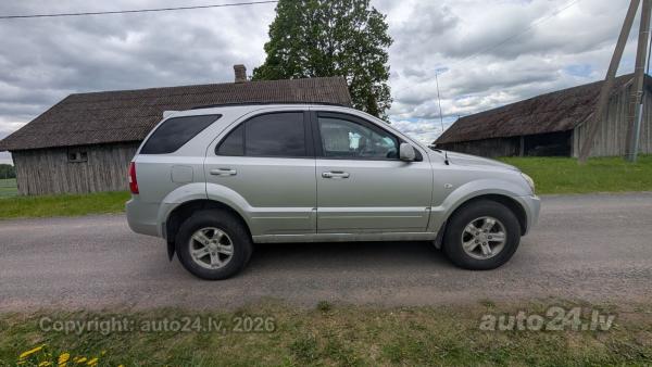 Pelēks Kia Sorento 2007 Jegeva, ar dzinēja tilpumu 2.50 L un nobraukumu 0 tūkst. km par 1250 €, foto 7 vietnē AUTOMOTO.COM.LV