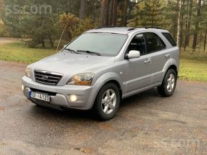 Pelēks Kia Sorento 2007 Rīga, ar dzinēja tilpumu 2.50 L un nobraukumu 290 tūkst. km par 3200 €, foto 3 vietnē AUTOMOTO.COM.LV