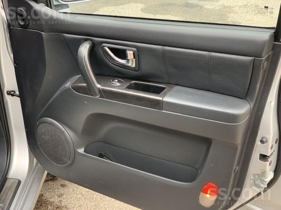 Pelēks Kia Sorento 2007 Rīga, ar dzinēja tilpumu 2.50 L un nobraukumu 290 tūkst. km par 3200 €, foto 12 vietnē AUTOMOTO.COM.LV