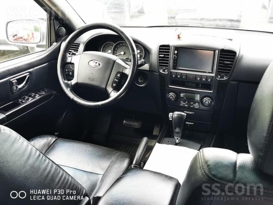 Pelēks Kia Sorento 2007 Talsi, ar dzinēja tilpumu 2.50 L un nobraukumu 0 tūkst. km par 2970 €, foto 8 vietnē AUTOMOTO.COM.LV