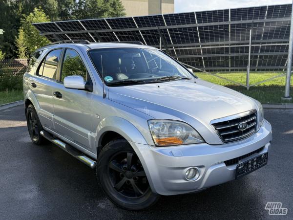 Pelēks Kia Sorento 2007 Prienai, ar dzinēja tilpumu 2.50 L un nobraukumu 279 tūkst. km par 3500 €, foto 1 vietnē AUTOMOTO.COM.LV