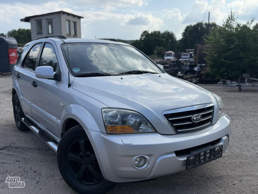 Pelēks Kia Sorento 2007 Prienai, ar dzinēja tilpumu 2.50 L un nobraukumu 279 tūkst. km par 3500 €, foto 8 vietnē AUTOMOTO.COM.LV