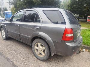 Pelēks Kia Sorento 2007 Viļņa, ar dzinēja tilpumu 2.50 L un nobraukumu 240 tūkst. km par 2200 €, foto 5 vietnē AUTOMOTO.COM.LV